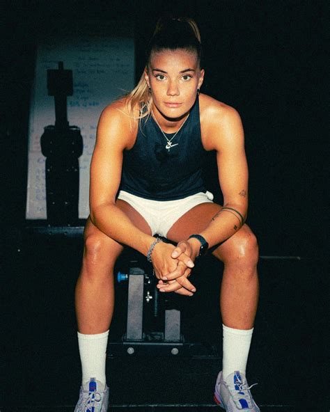 Selina Cerci R Womensoccerlegs