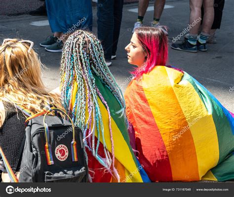 Warsaw Poland June 2024 Lgbtq Pride Parade Lgbt Rainbow Flags — Stock
