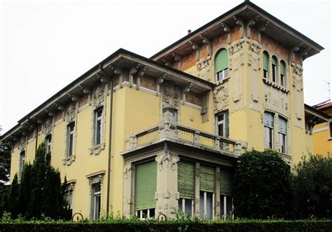 I Consigli Di Laura Adele Feltri Santa Lucia Il Quartiere Delle Ville Meravigliose Prima Bergamo