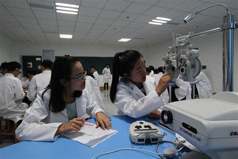 眼视光与配镜专业介绍及就业方向解读 技术