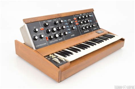 Matrixsynth Moog Minimoog Model D Analog Monophonic Synthesizer Sn 7451