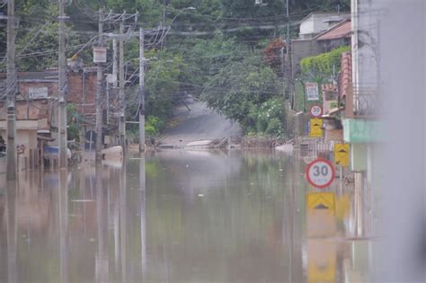 Minas Tem 374 Cidades Em Situação De Emergência Pelas Chuvas Número é