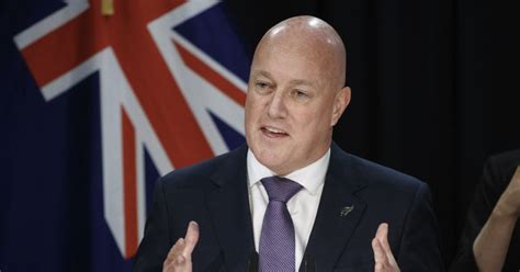 뉴질랜드 학교내 휴대전화 사용 금지매일 1시간 읽기·쓰기·수학 교육 의무화