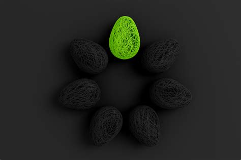 부활절 콘서트 밝은 색상으로 그려진 많은 얇은 스레드에서 짠 여러 계란은 복사 공간이있는 원의 형태로 배치 된 평범한 어두운 배경에 놓여 있습니다 3d 일러스트레이션 개념에