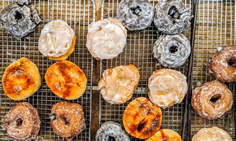 9th And Hennepin Donuts Hot Fresh And Seasonal Flavors Different