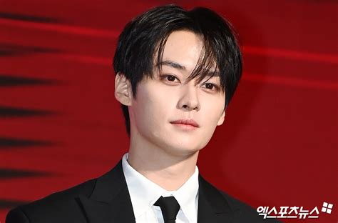 스트레이 키즈 리노 치명적인 눈빛[엑s Hd포토]