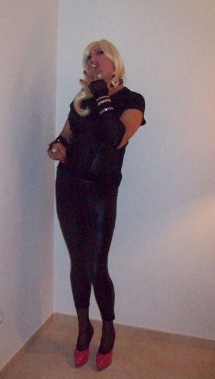 Smoking Cd Tv Ts Sissy Tumbex