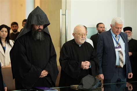 «Վաչե և Թամար Մանուկյան Մատենադարանի հիմնադրման 10 ամյակի առիթով տեղի