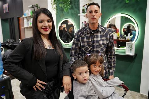 La Historia De Micaela Cómo Abrir La Peluquería De Tus Sueños