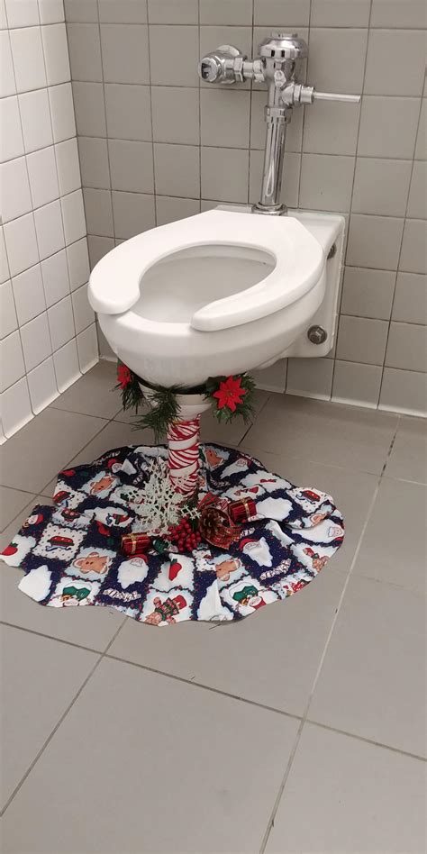 Found This Monstrosity In The Faculty Bathroom Rdiwhy