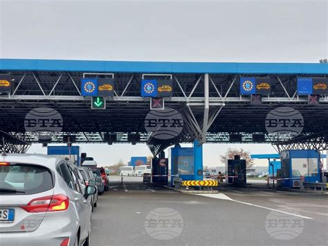 На граничен пункт „Видин“ трафикът е интензивен на изход от страната за товарни автомобили Утро