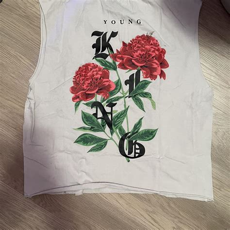 Youngla King Cream Sleevless Short Tee Depop