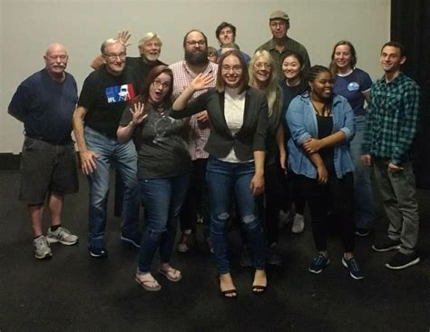 Spectacles Students Facebook