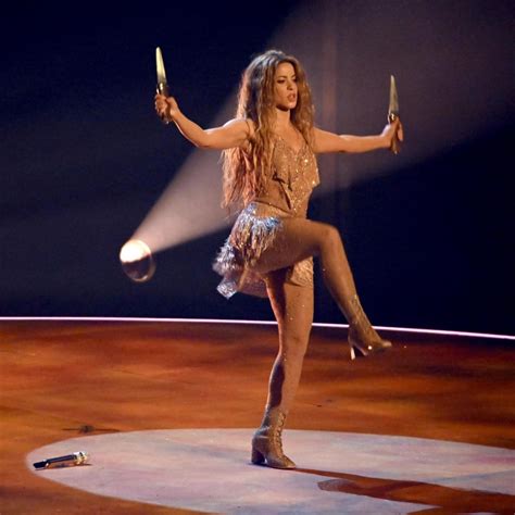 Shakira Dancing Belly Dance