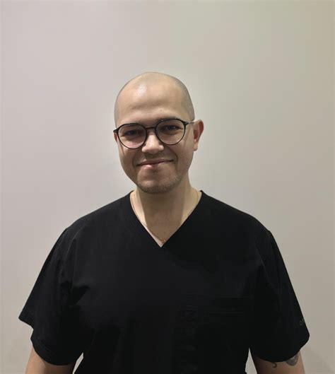 Д р Петър Стоилов Неврохирург Елин Пелин Сандански София Супердок