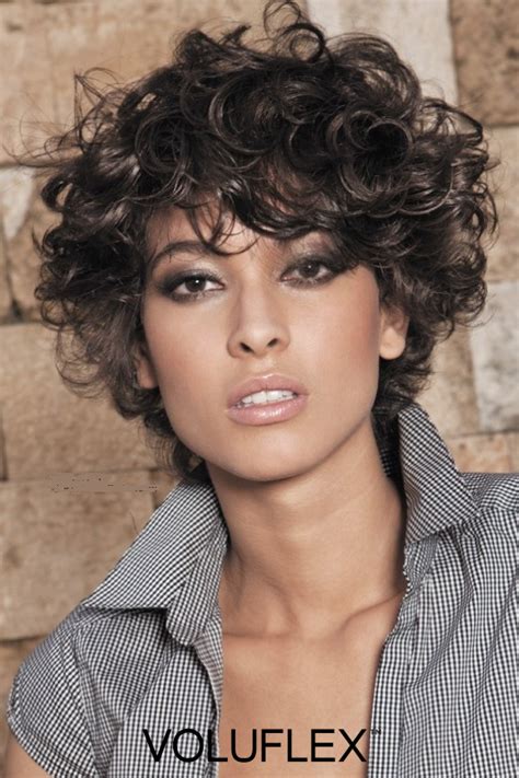 The Best Ways To Style Short Curly Hair Artofit