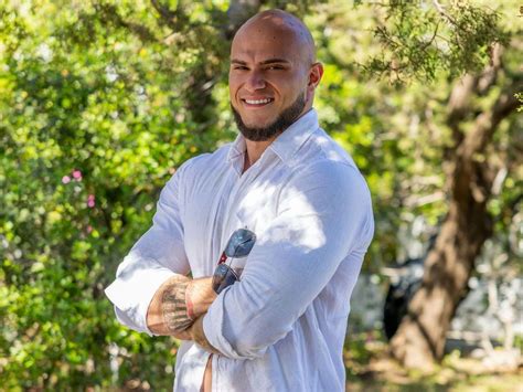 Джан Микеле към Габриела в Ергенът Любов в рая Аз роза няма да ти дам и на церемонията си