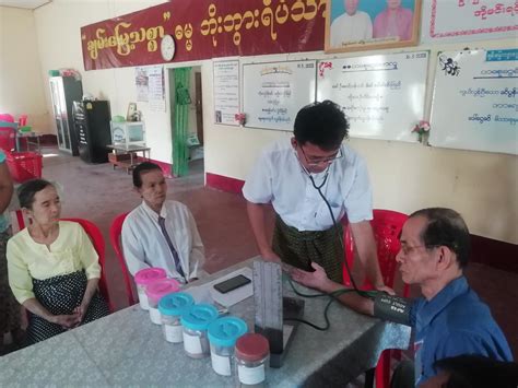 မာန်အောင်မြို့ ချမ်းမြေ့သစ္စာ ဓမ္မဘိုးဘွားရိပ်သာရှိ ဘိုးဘွား ၁၄ ဦးအား