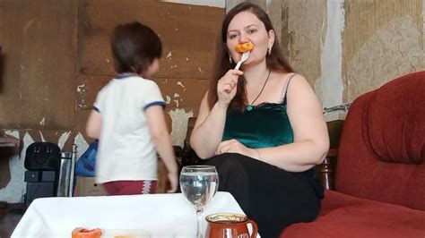 დამშვიდდით გიას მე ჩემს ჭკუაზე ვერ ვატარებ გვახარებს ყოველი დღე ️🙂 Youtube