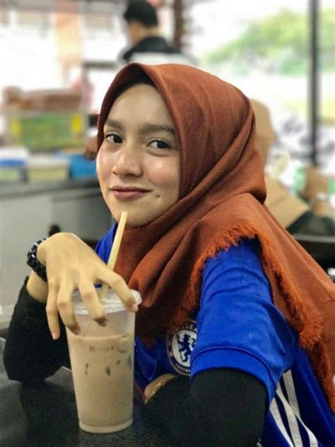 Live Bogel Awek Suka Bogel Dan Hisap Tetek