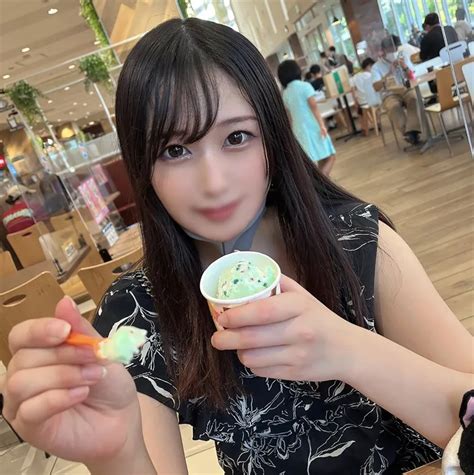 Fc2 Ppv 3110355 顔出し・初撮影！！個数限定【無修正】お淑やかで清楚な女子大生を裸にさせると綺麗なecupの巨乳が・・・美巨乳に性器を挟ませ白く光る美白ボディを突きまくり連続膣内