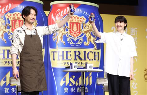 竹野内豊、長澤まさみが出席 アサヒ新cm発表会 Moment日刊ゲンダイ