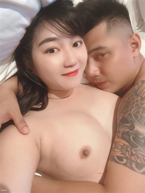 Địt em sale vinfast cực dâm