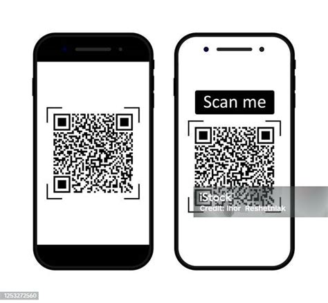 스캔 지불을 위해 전화의 Qr 코드 Qrcodes 의 판독기와 모바일 스캐너 스마트 폰 화면에서 바코드 Id와 지불 스마트 응용 프로그램 거래를 위한 은행 데이터 휴대