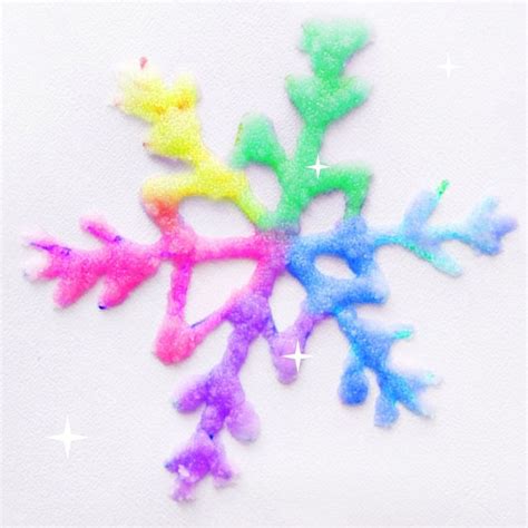 Рисунки снежинки красками