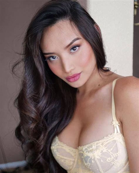 Foto De Kataluna Enriquez Very Sexy