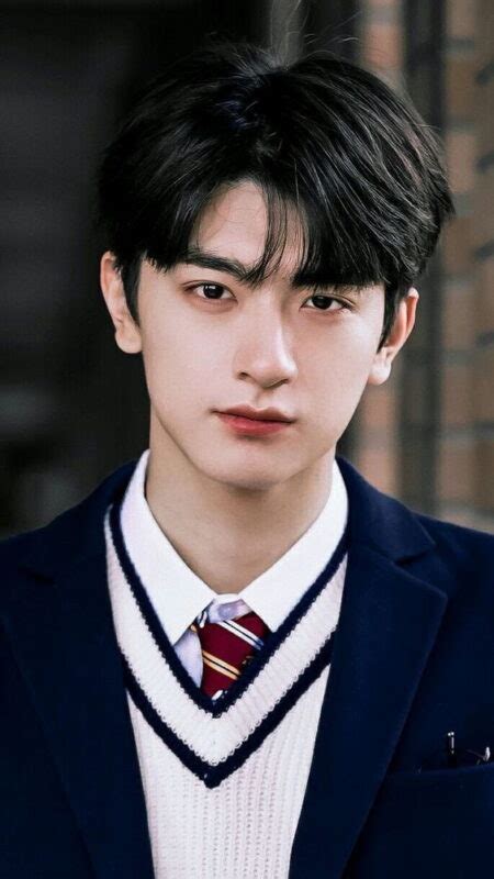 50 ไอเดียทรงผม Comma ฉบับไอดอลหนุ่มหล่อ ดาเมจแรงมาก Akeru