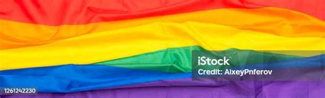 무지개 섬유 플래그 Lgbt 플래그 직물 게이 배경 또는 질감으로 레즈비언 플래그의 긴 그림 Gay Pride Parade에 대한 스톡 사진 및 기타 이미지 Istock