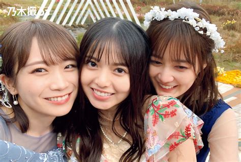 乃木坂46秋元真夏、齋藤飛鳥＆生田絵梨花との“エモい”密着3ショット「乃木撮」特典ポストカード解禁 坂道ちゃんねる