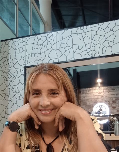 Leona Cam Model Profile Stripchat