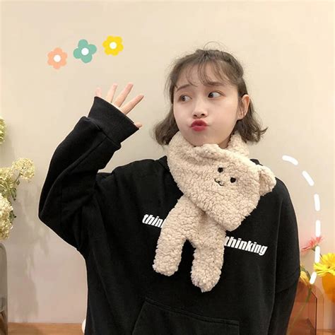 Badu Bg Нов кашмирен шал с мече с уши Зимен агнешки плюшен топъл снуд Сладък анимационен шал за