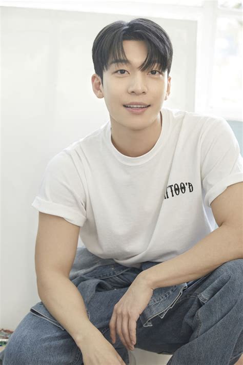 [인터뷰] 졸업 위하준 멜로섹시 넘어 로코섹시 향한 꿈 Jtbc 뉴스