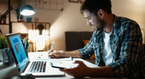 How A Fixed Deferred Annuity Works