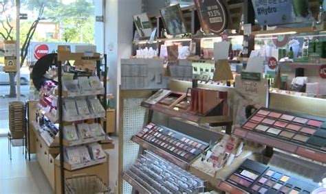 올해 화장품 수출 첫 100억달러 전망 Sbs Biz