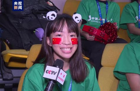 中国女排赢得世界女排联赛香港站首场比赛胜利 球迷盼赢到最后拿冠军 大河新闻