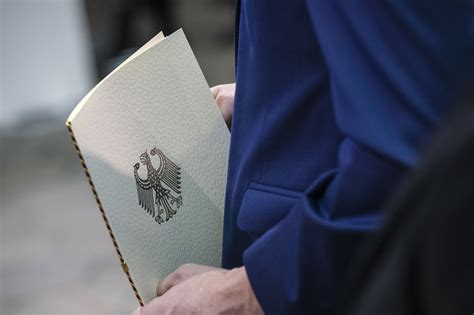 Germany Extends Support For Lng Conversions Offshore Energy