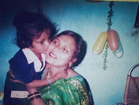 साक्षी गुप्ता sakshi gupta 8 instagram photos and videos