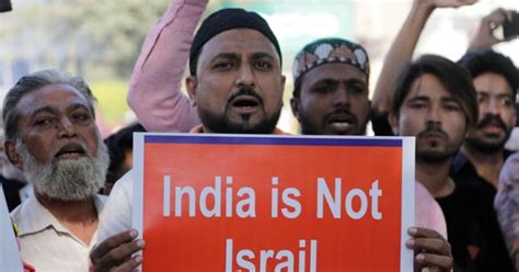 밀크셰이크를 사주던 다정한 고모가 극단주의자가 됐다