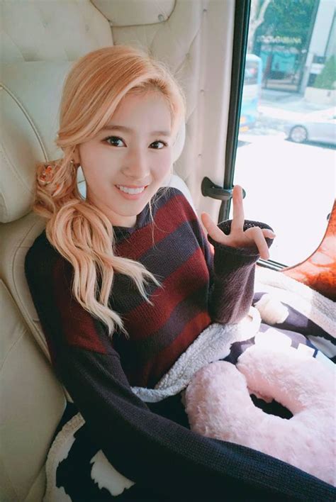 트와이스 버스안에서 찍은 사진 인스티즈 Instiz 이슈 카테고리