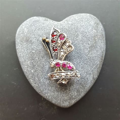 Rubies Under Black Uv Light Collectors Weekly