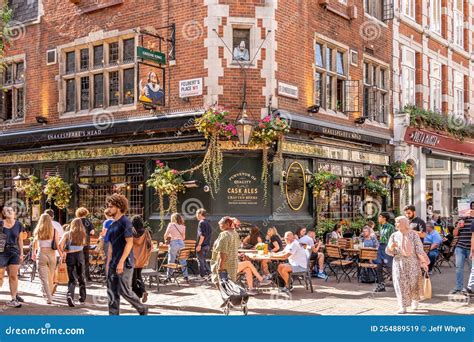 Shakespeare`s Head Pub In Carnaby Street Neighbourhood Editorial Stock