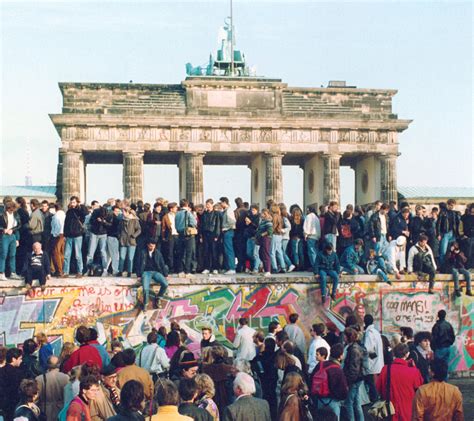 Jsec November 9 1989 The Fall Of The Berlin Wall