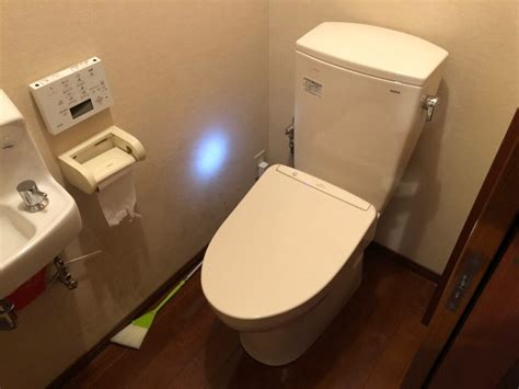 床置床排水大便器（高座面対応） Toto Cs20ab交換工事【京都市北区】 株式会社ワットムセン ｜家電・電気・ガス機器・水廻り 交換