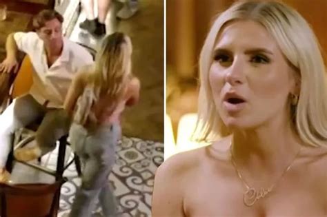 Love Islands Chloe Burrows Breaks Down In Tears Over Ex Toby On Celebs Go Dating Mirror Online