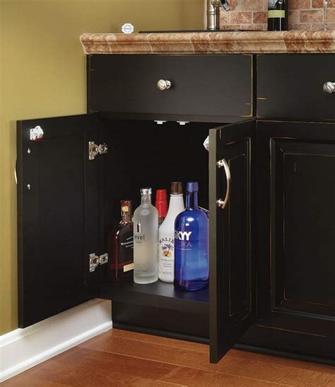 Rev A Shelf Rev A Lock Uses Woodworkers Hardware