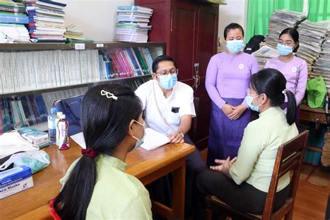 တနင်္သာရီတိုင်းဒေသကြီးဝန်ကြီးချုပ် ဦးမြတ်ကို ဌာနဆိုင်ရာ နိုင်ငံ့ဝန်ထမ်းများအား ကိုဗစ် ၁၉ ရောဂ